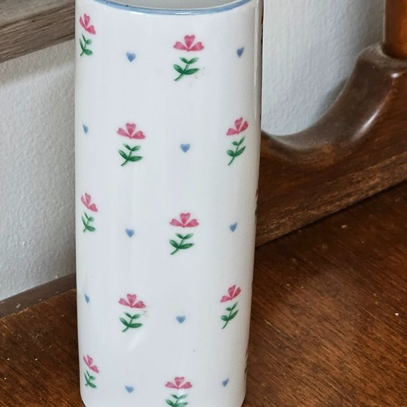 FTD | Accents | Small Pretty Flower Covered Vase | Poshmark